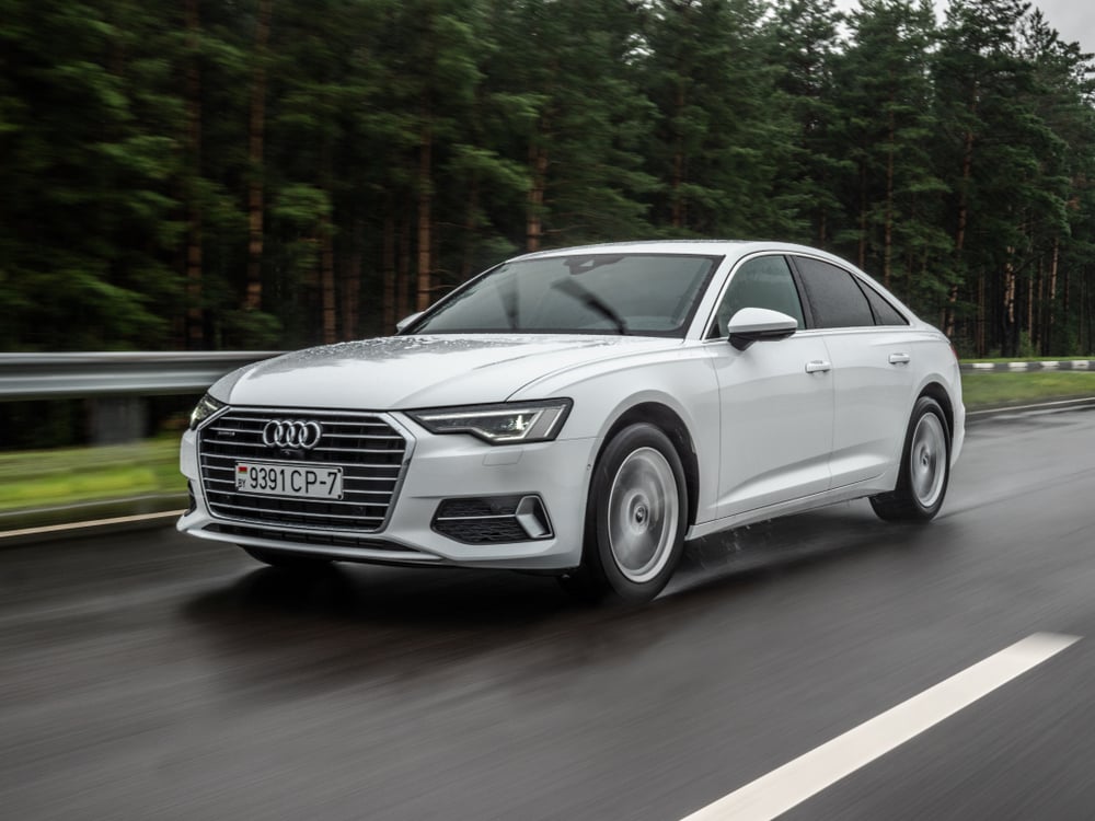 Saloon or Hatchback: Which One Should You Choose?