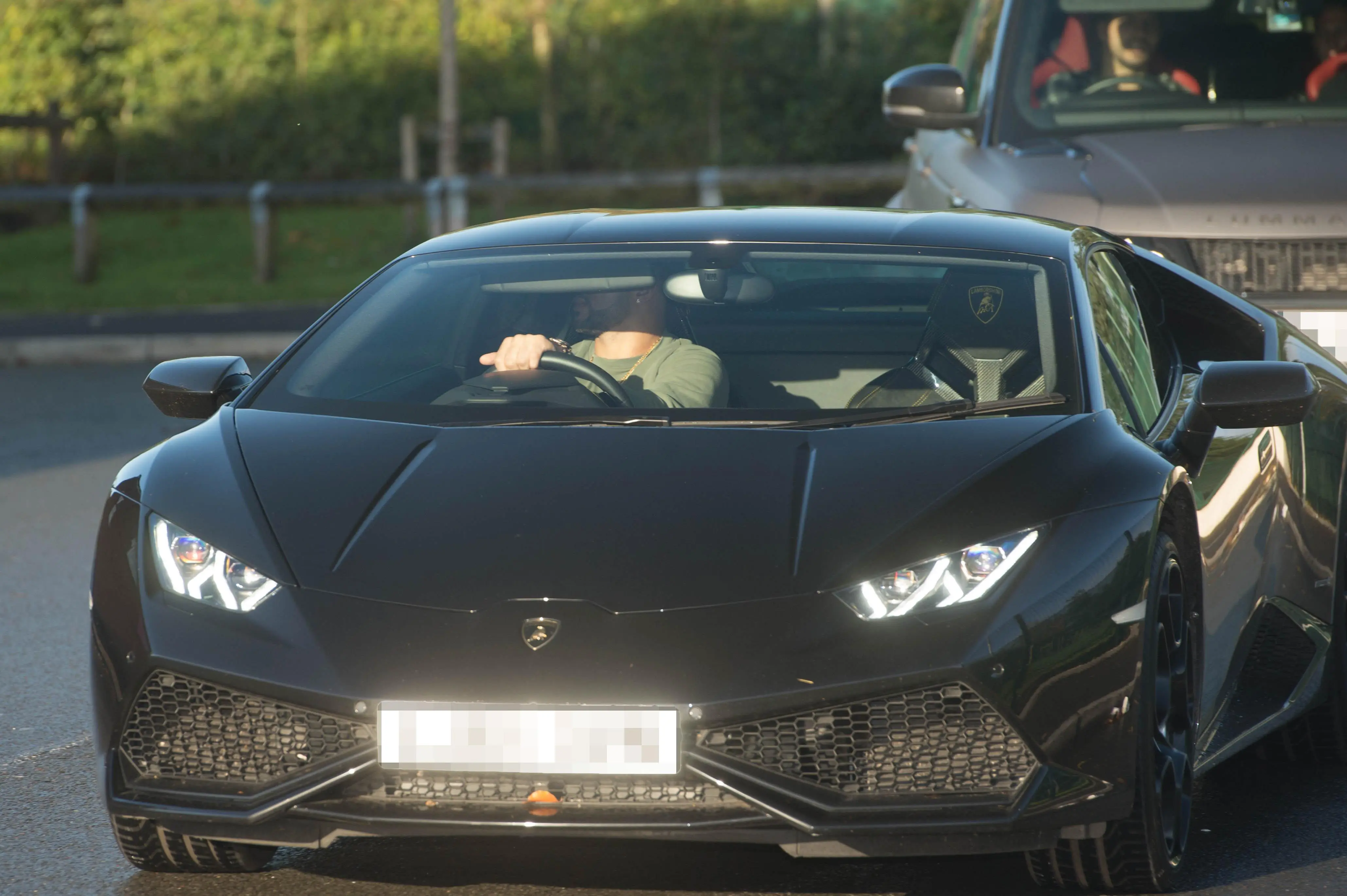 Arsenal F.C Football Players and Their Cars